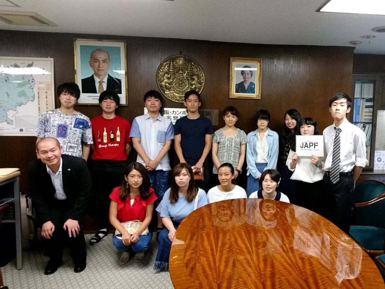 JAPF夏期インターンシップにかかる勉強会が当館にて開かれました。 | 在大阪カンボディア王国名誉領事館